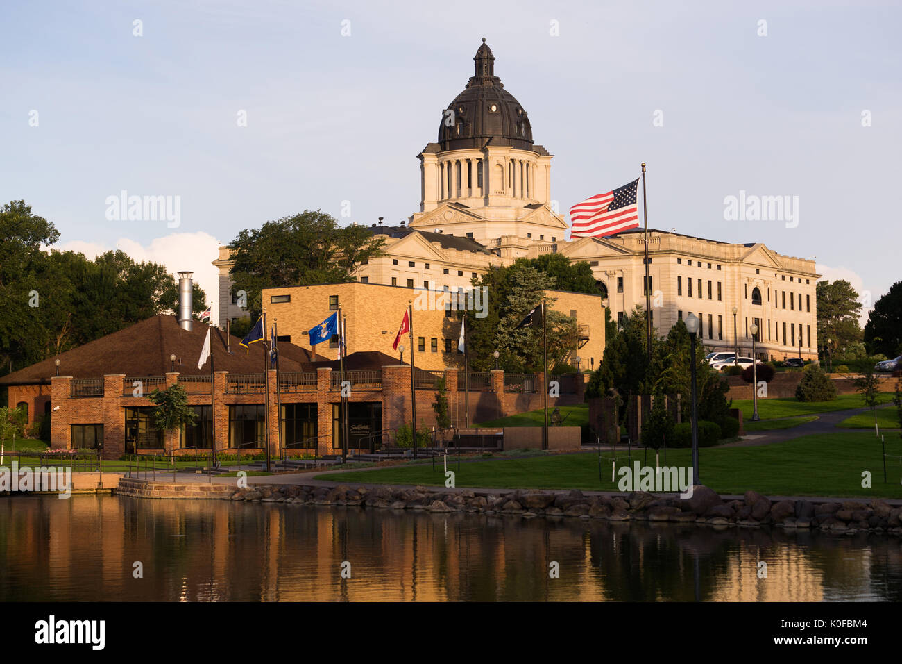 South dakota state capitol building hi-res stock photography and images ...