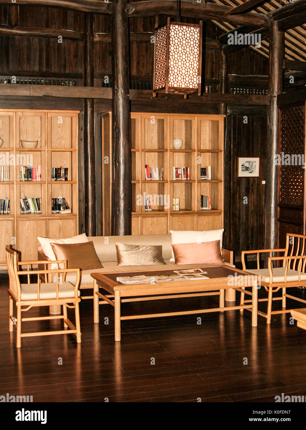 Chinese traditional interior Stock Photo - Alamy