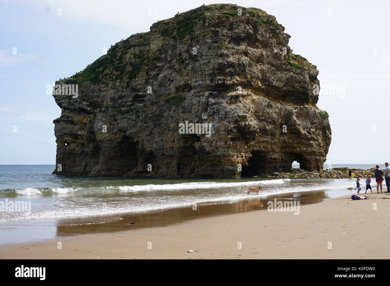 Marsden grotto and south shields hi-res stock photography and images ...