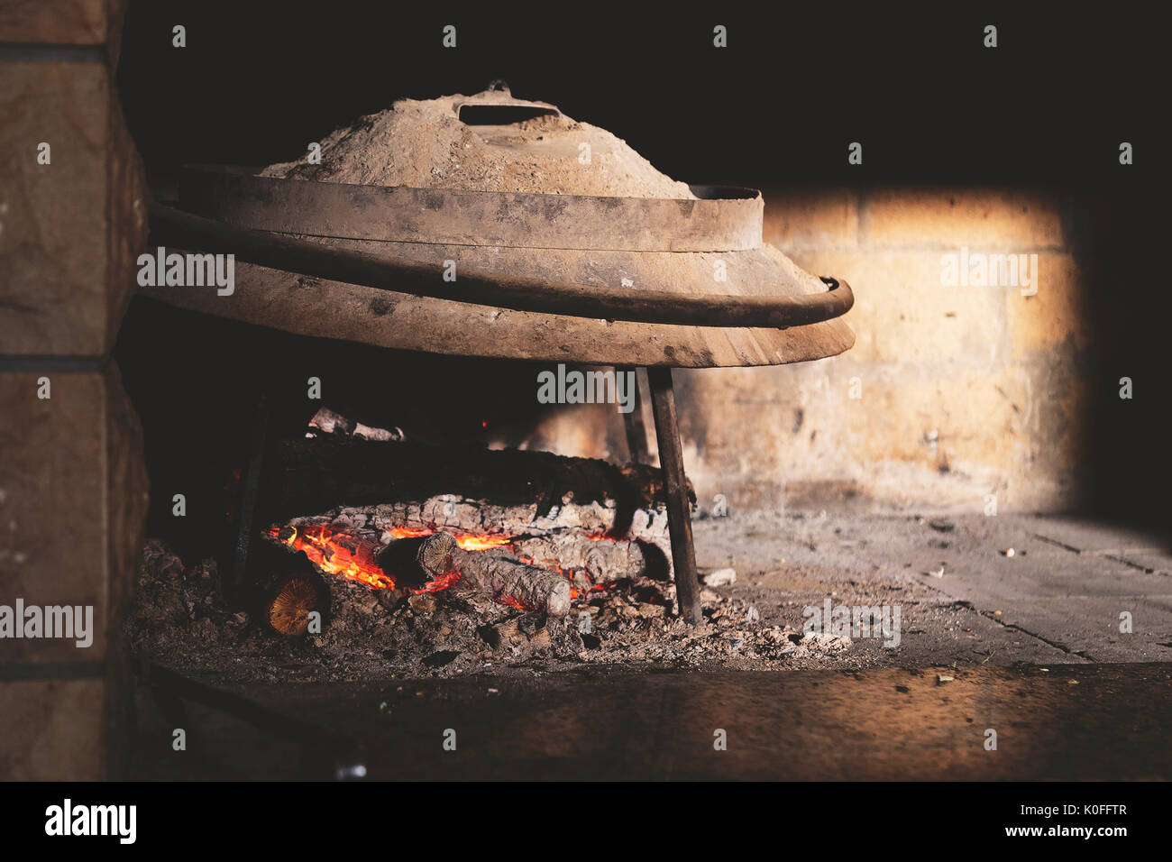 Bell pit hi-res stock photography and images - Alamy