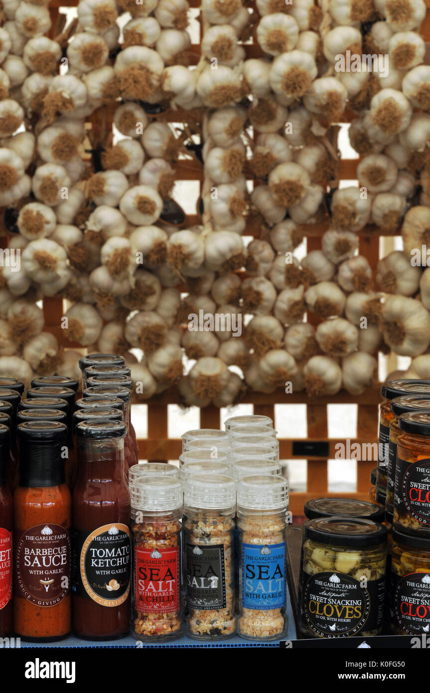 Isle of wight garlic farming hi-res stock photography and images - Alamy