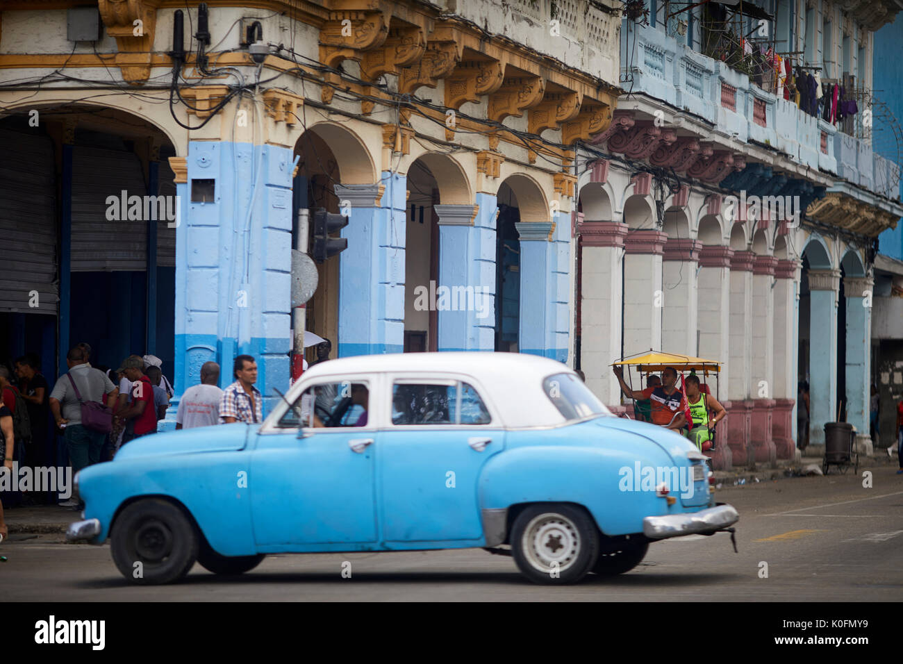 Capital Havana in Cuba, Cuban tourist landmark colourful Old Square in ...