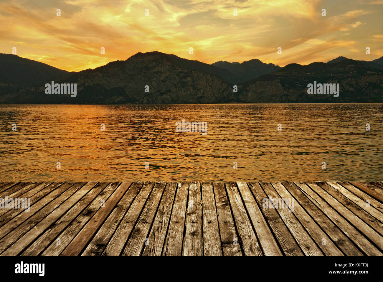 Boardwalk background hi-res stock photography and images - Alamy