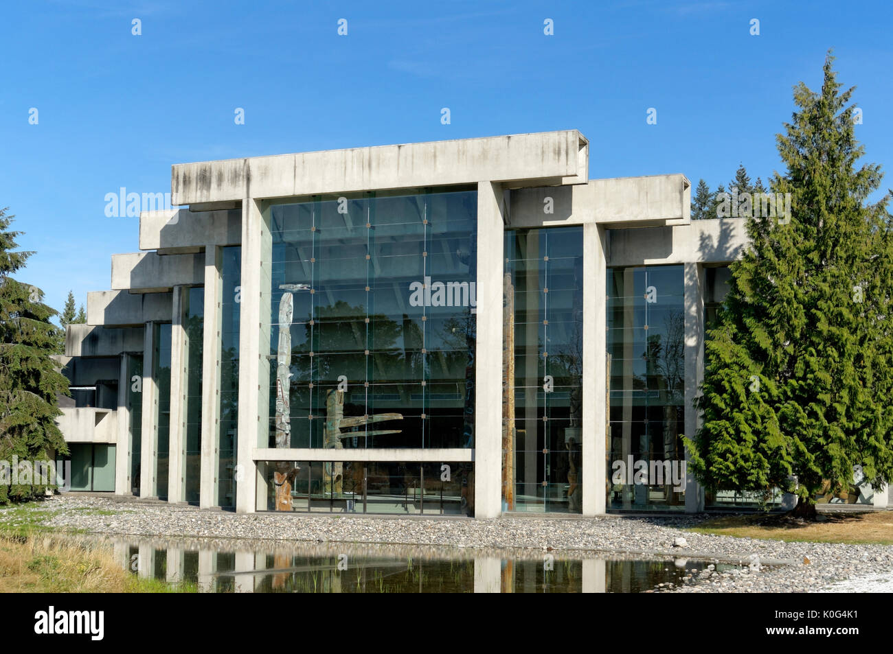 The UBC Museum of Anthropology building designed by Arthur Erickson ...