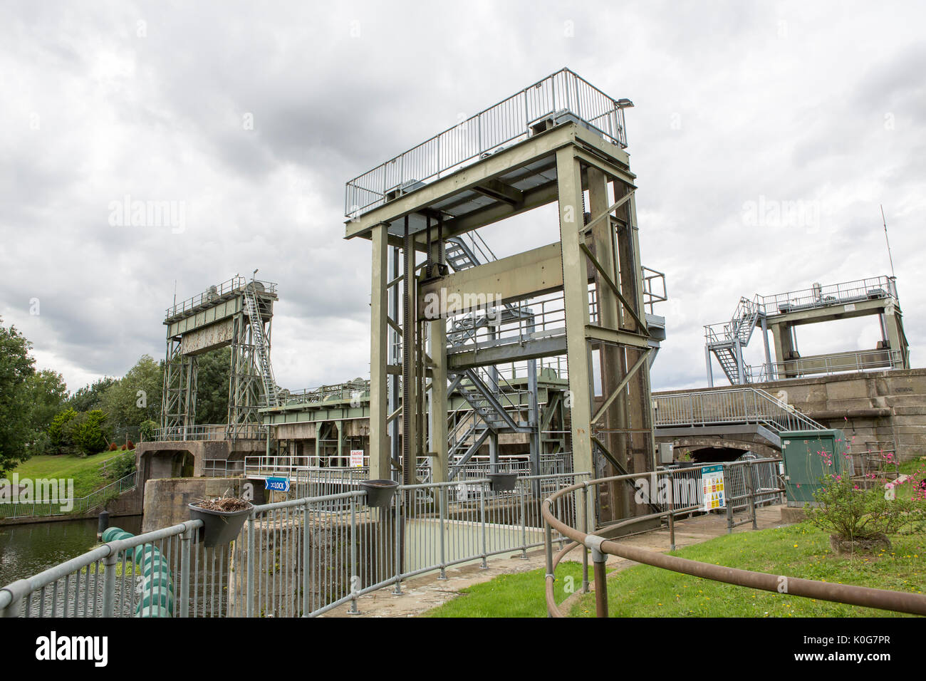 Denver Sluice High Resolution Stock Photography and Images - Alamy