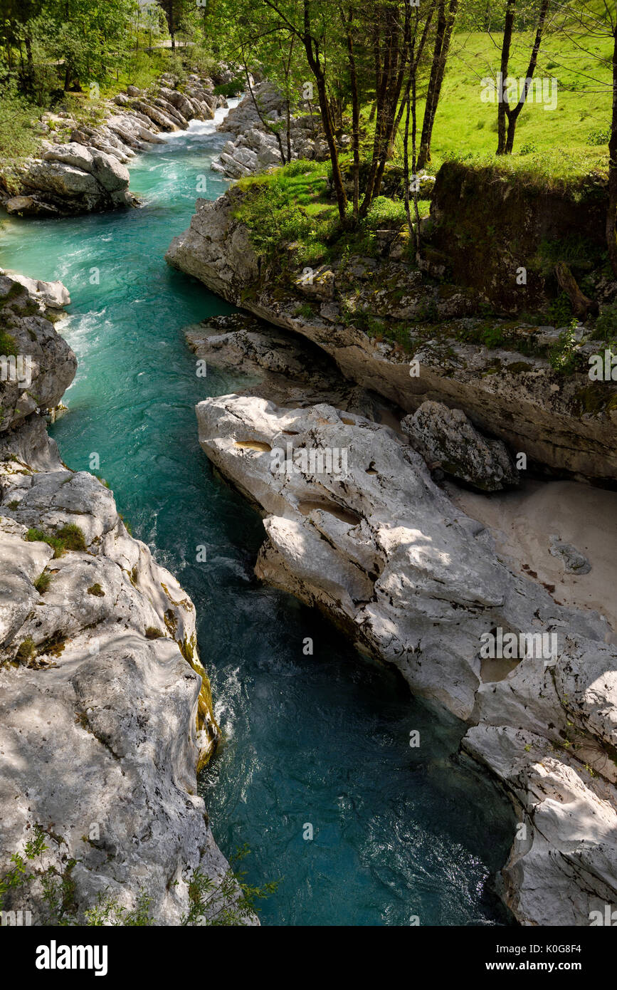 Karst limestone rocks hi-res stock photography and images - Alamy