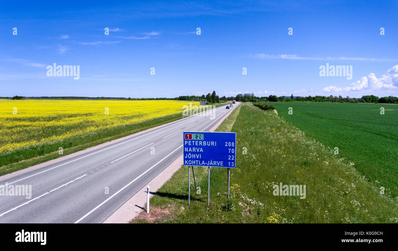 Sign board on national highway hi-res stock photography and images - Alamy