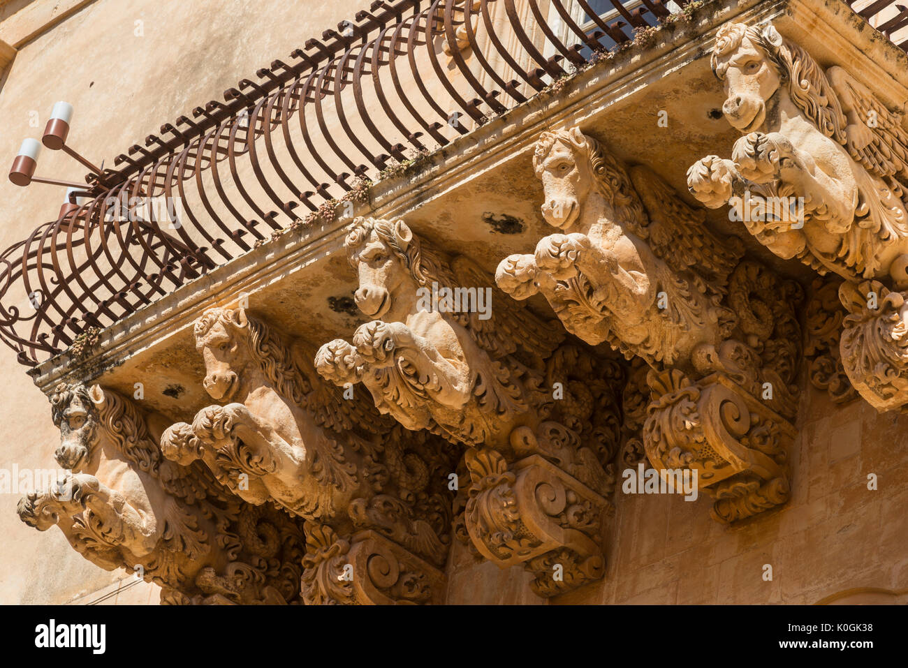 Baroque architecture balcony hi-res stock photography and images - Alamy