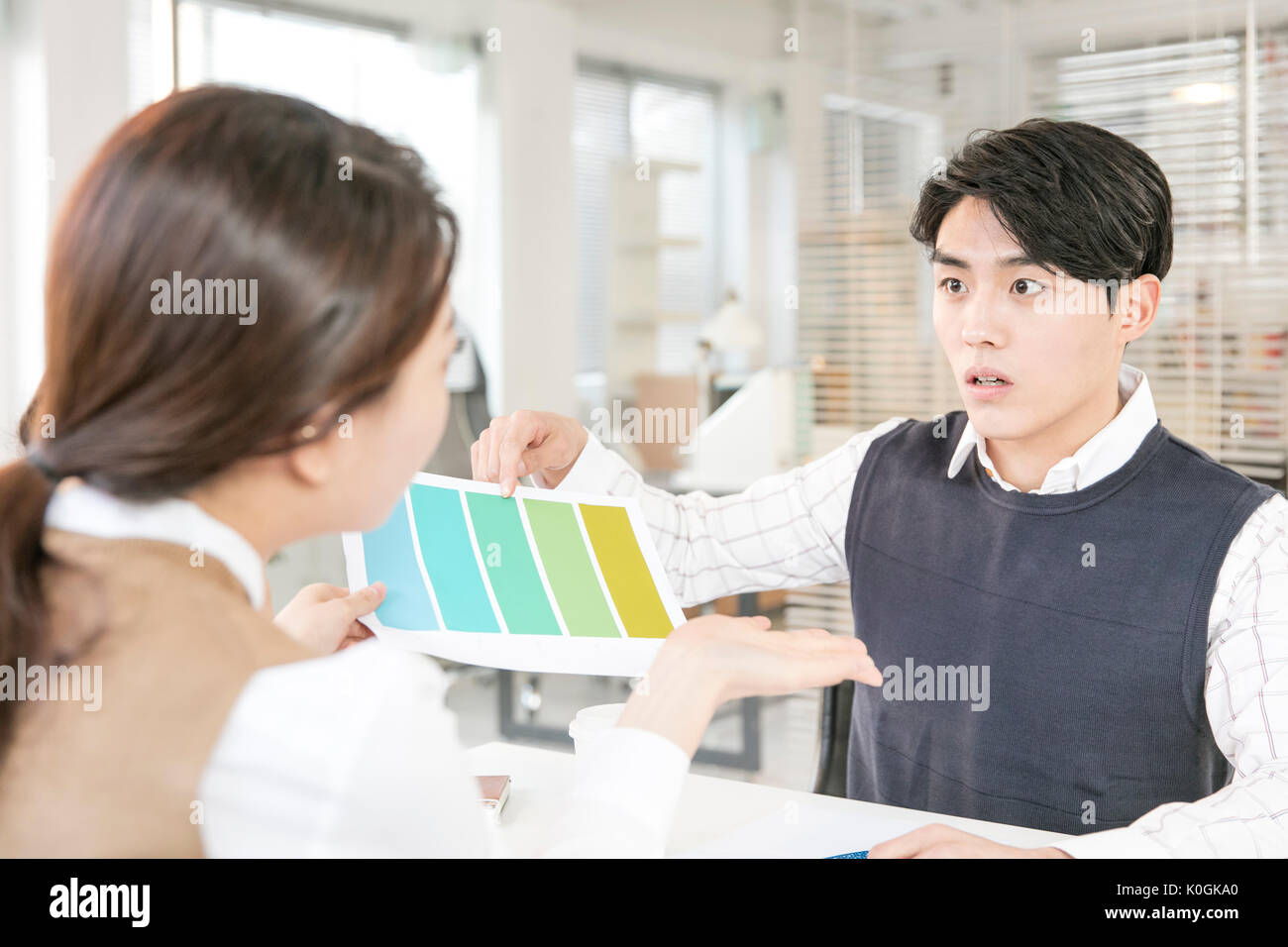 Two people arguing each other hi-res stock photography and images - Alamy