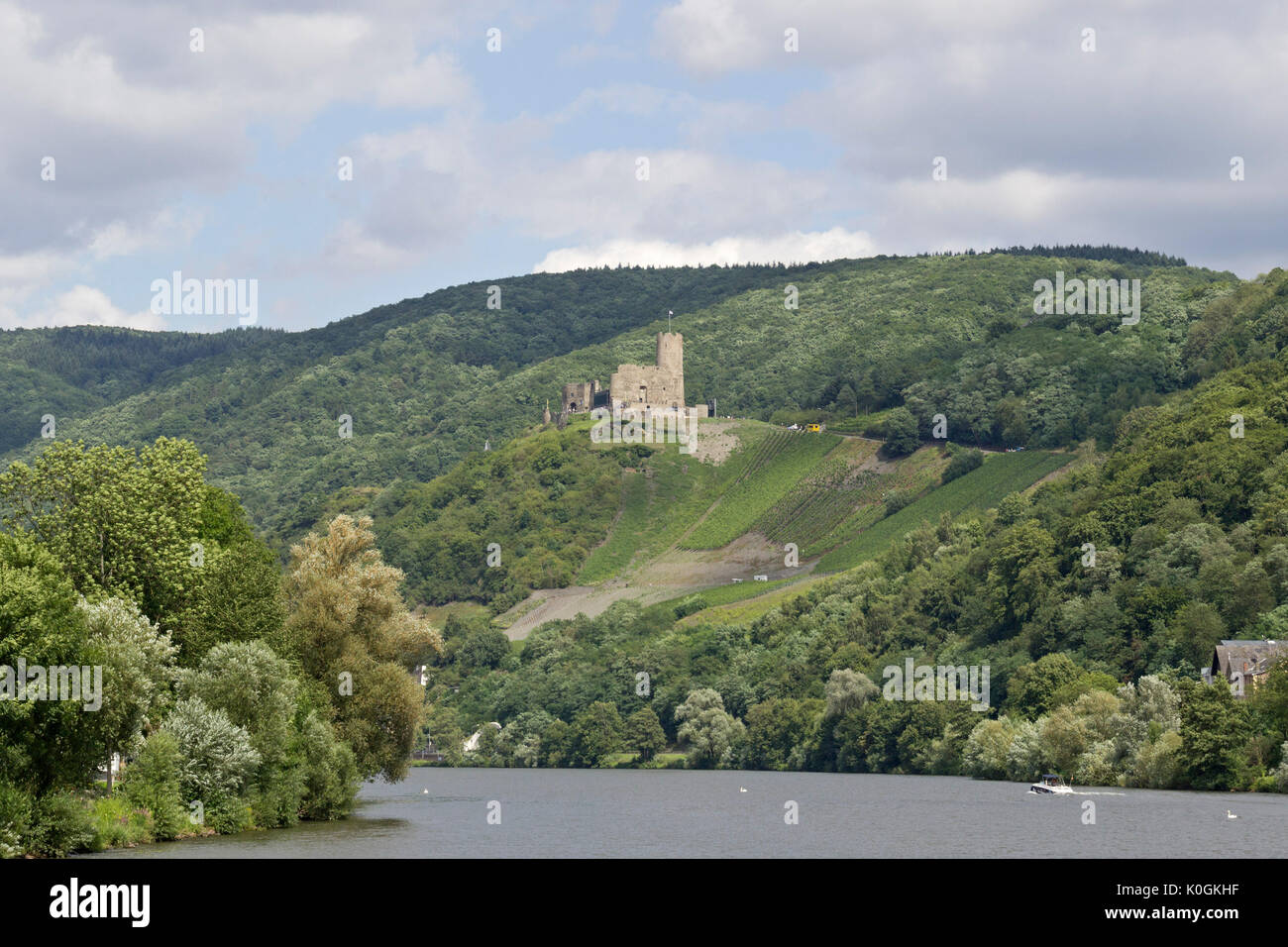 Bernkastel castle hi-res stock photography and images - Alamy