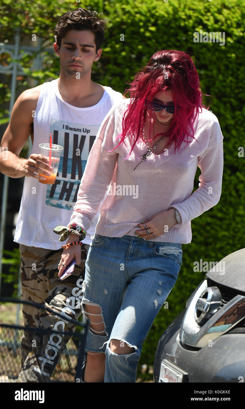 Bella Thorne out and about with Max Ehrich Featuring: Bella Thorne, Max ...