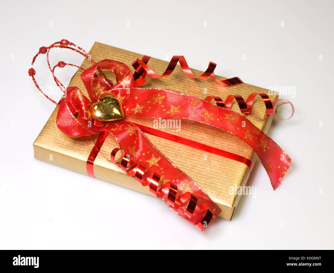 Gift wrappage hi-res stock photography and images - Alamy
