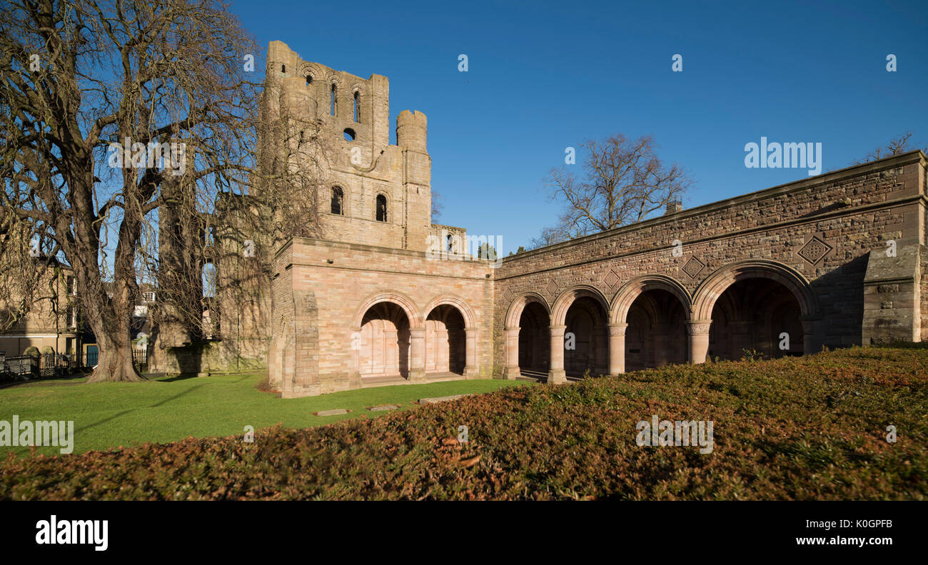 Kelso, Scottish Borders. Abbey with Roxburghe Cloister Stock Photo - Alamy