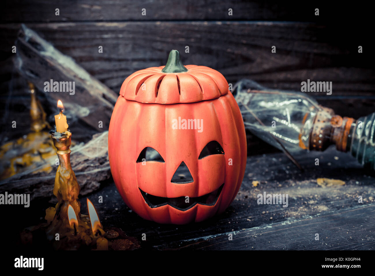 Halloween pumpkin, trick or treat scene Stock Photo - Alamy