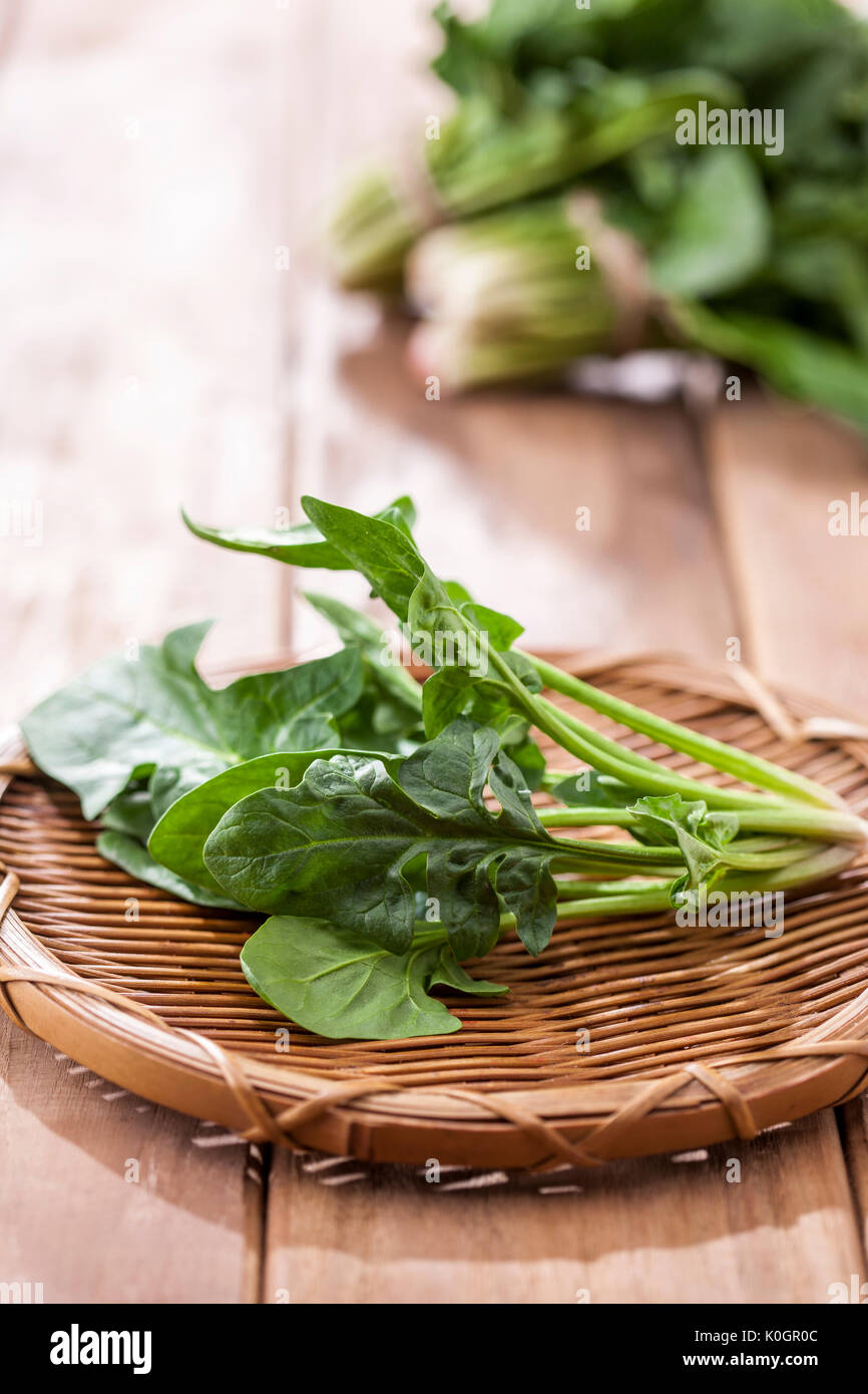 Vegetable spinach hi-res stock photography and images - Alamy