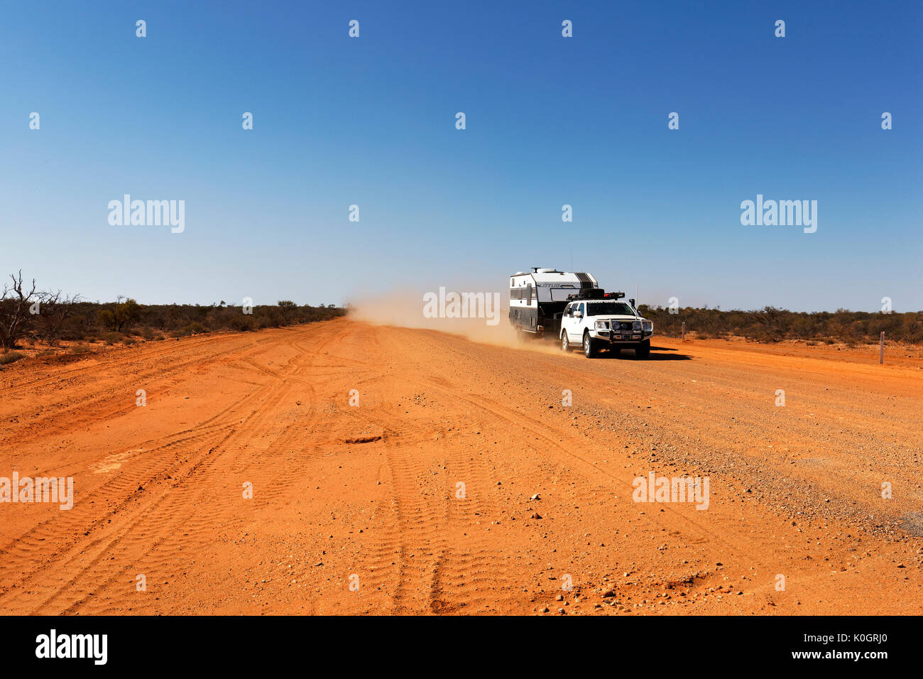 Australia outback road dust hi-res stock photography and images - Alamy