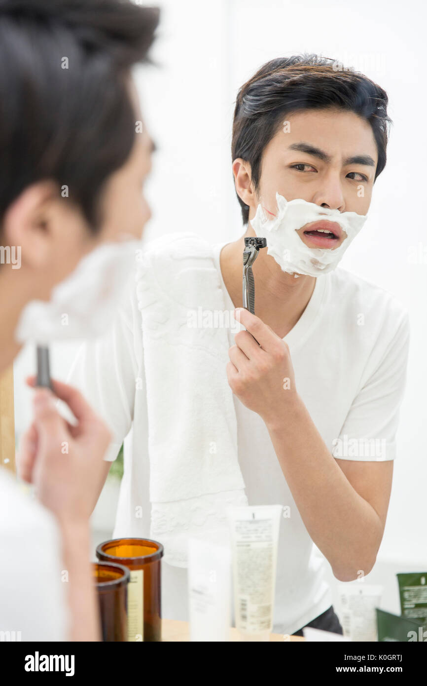 Shaving irritation man hi-res stock photography and images - Alamy