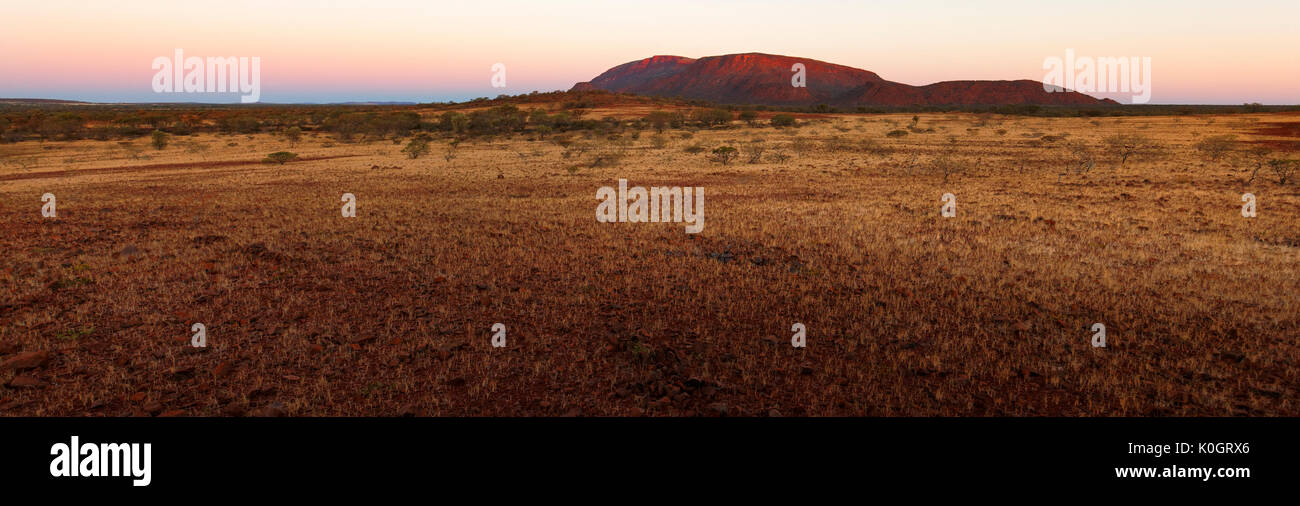 Mount Augustus, earth's largest rock, (Burringurrah), National Park ...