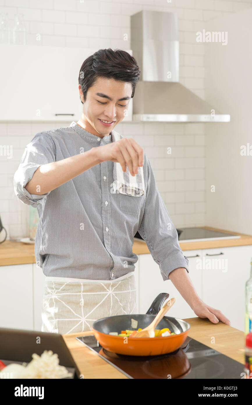 Korean stove hi-res stock photography and images - Alamy
