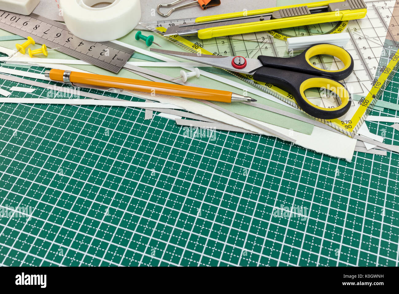 Metal cutting tools hi-res stock photography and images - Alamy