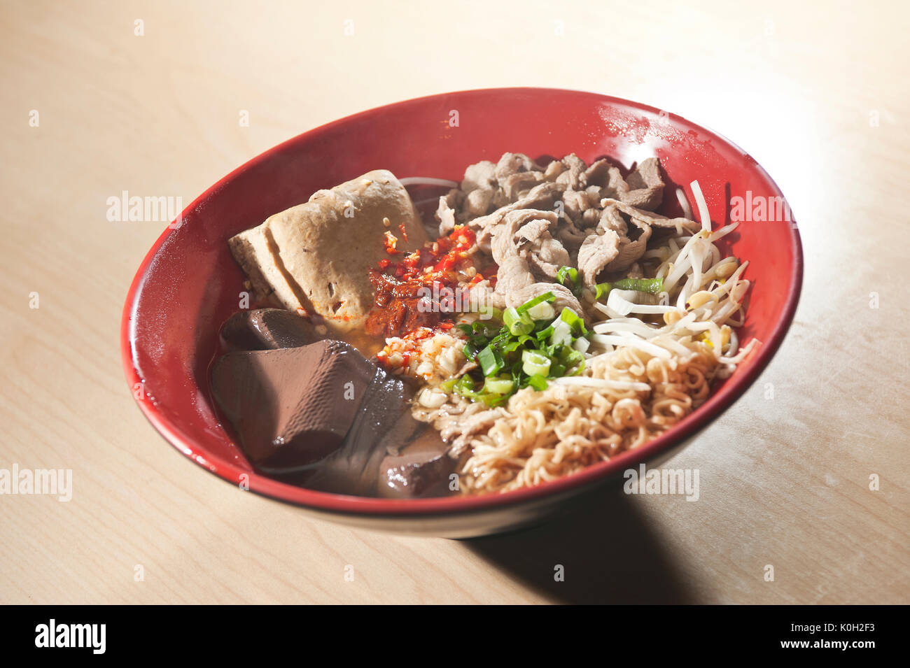 duck blood and bean sprout Stock Photo - Alamy