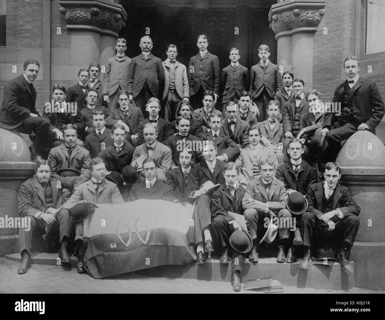 Group portrait of the Johns Hopkins University undergraduate class of ...