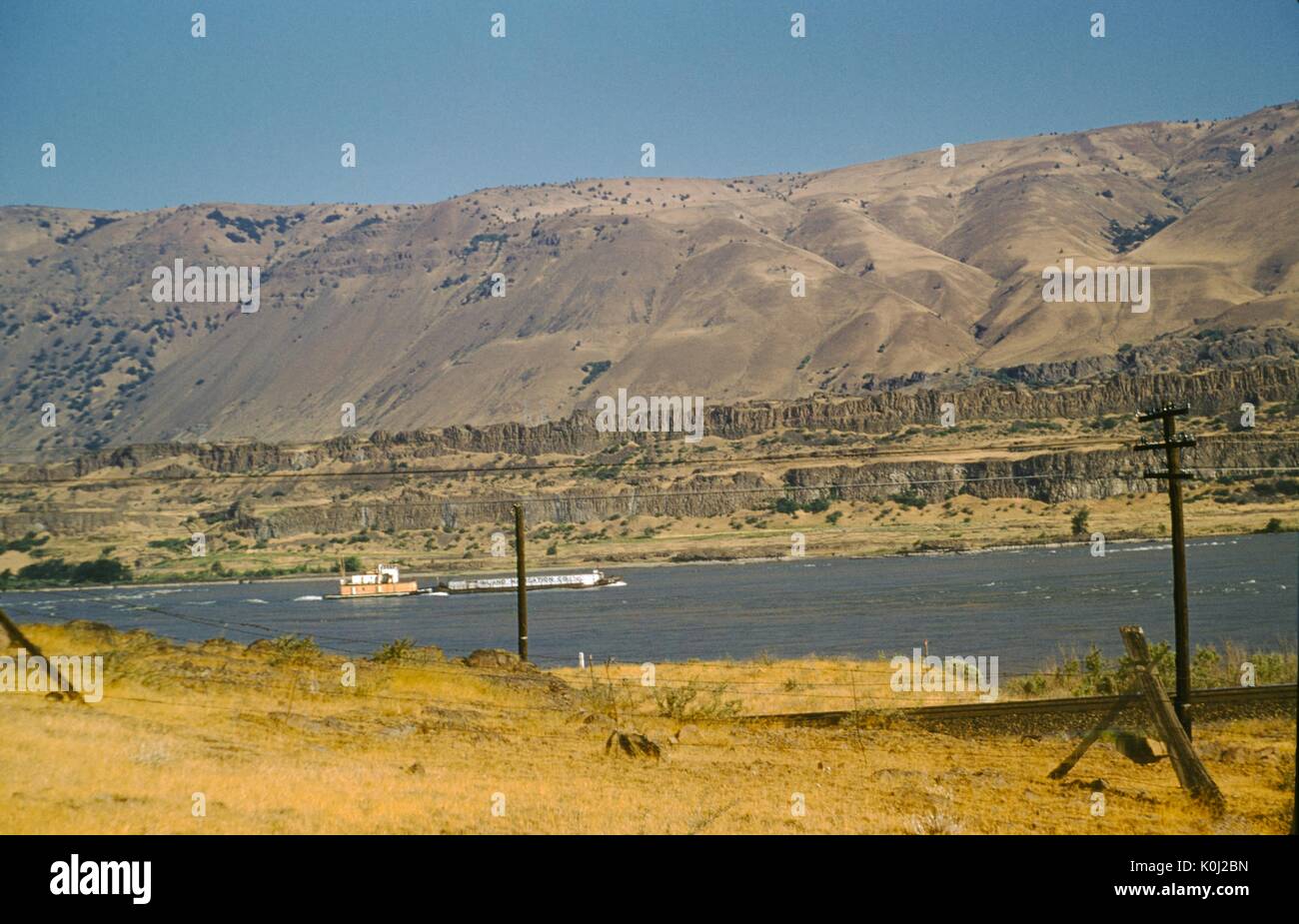 Stream water feature hi-res stock photography and images - Alamy