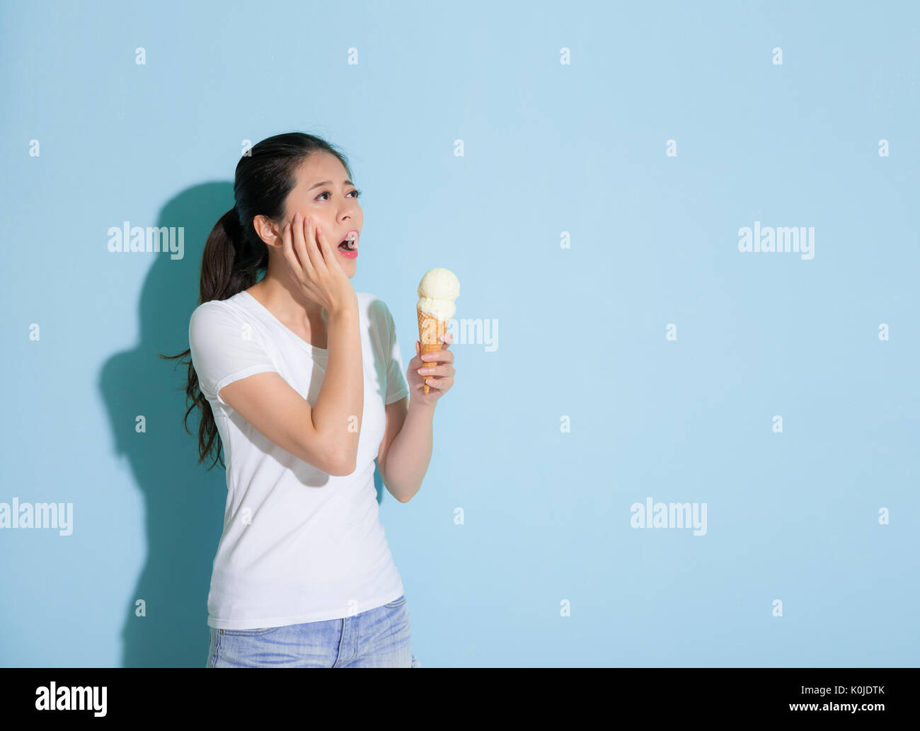 Painful teeth ice cream hi-res stock photography and images - Alamy
