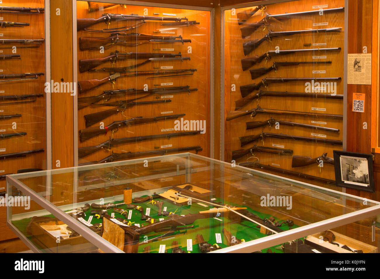 Gun collection hi-res stock photography and images - Alamy