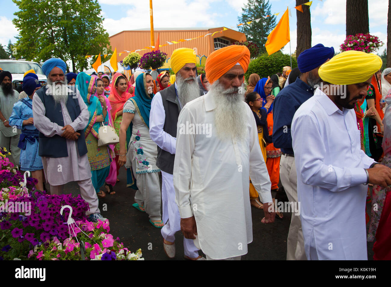 Sikh day parade hi-res stock photography and images - Alamy