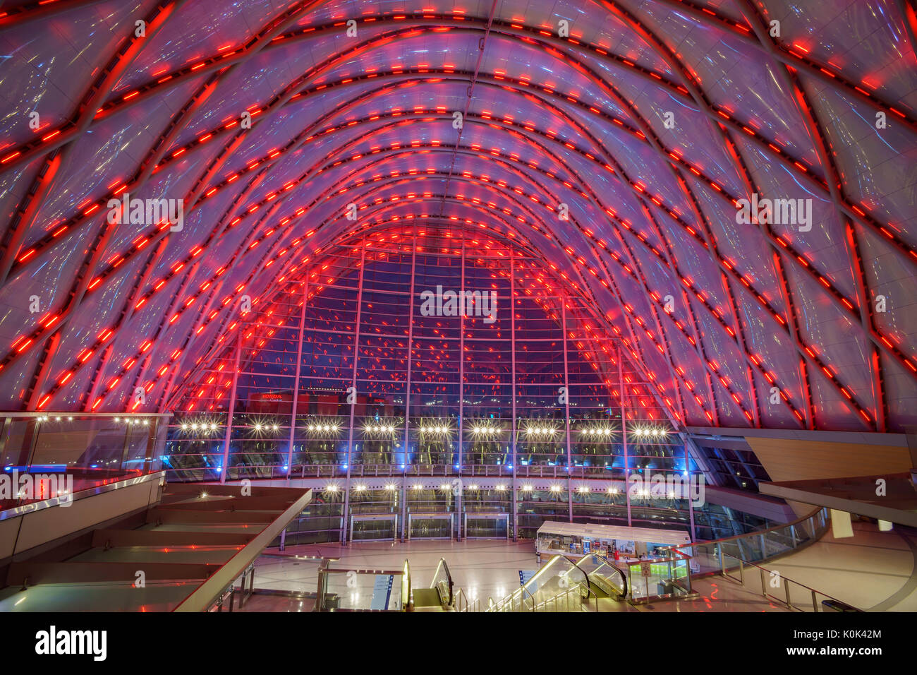 Anaheim regional intermodal transit center hi-res stock photography and ...