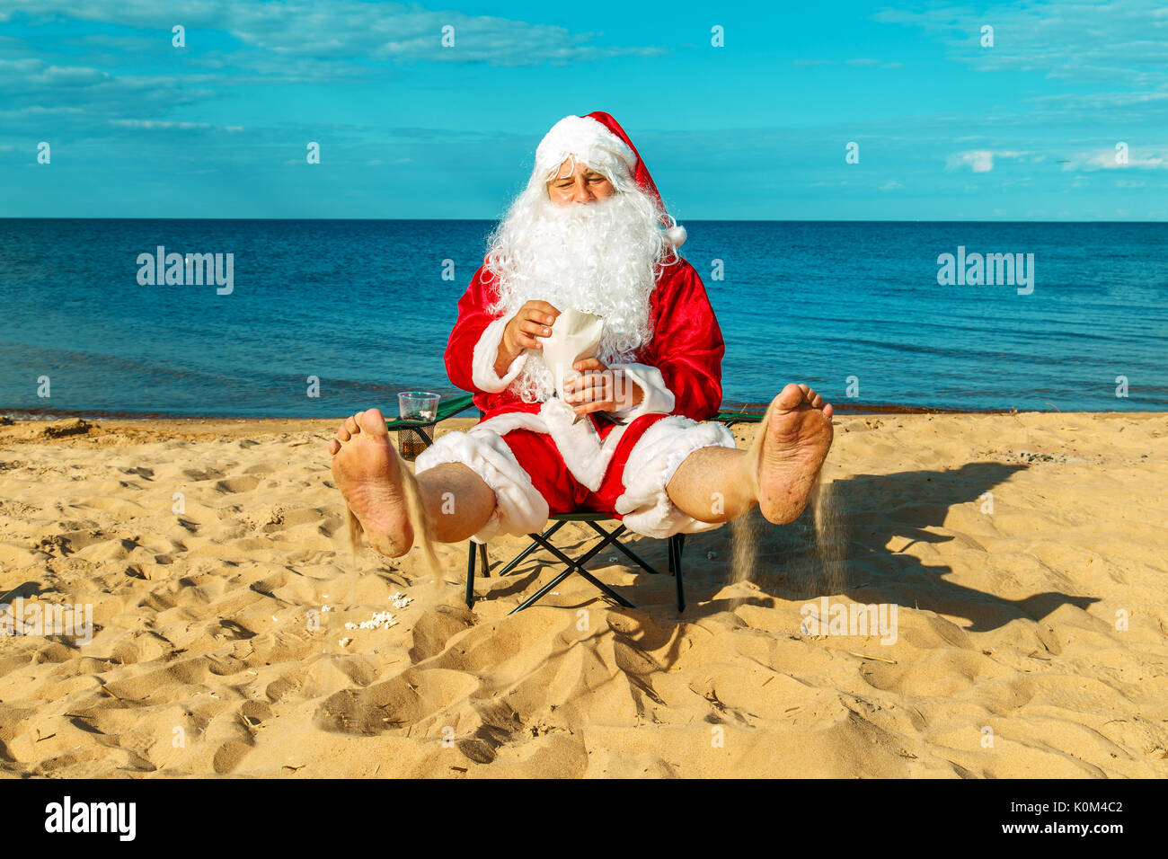 Santa costume beach hi-res stock photography and images - Alamy