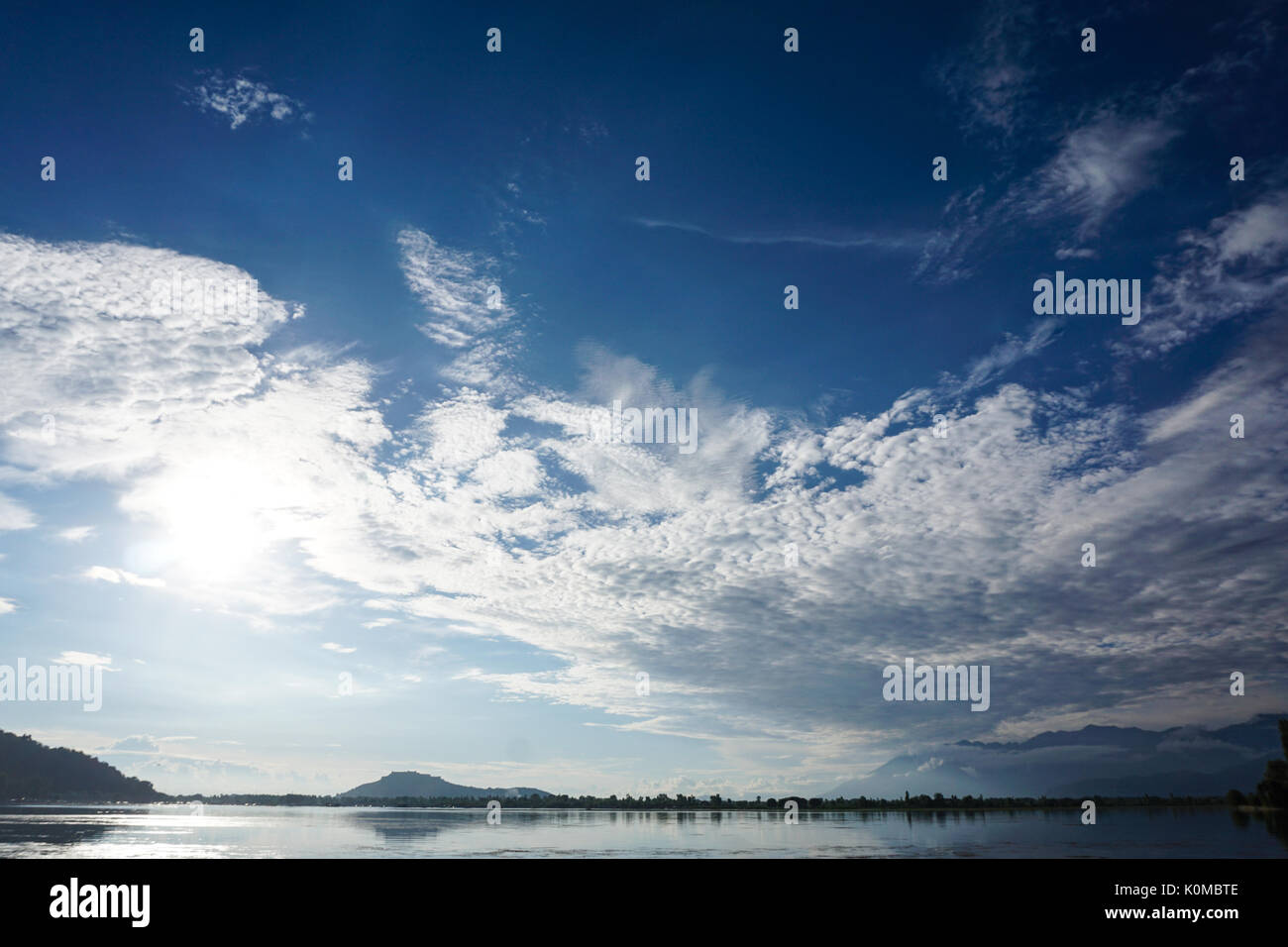 Srinagar skyline hi-res stock photography and images - Alamy
