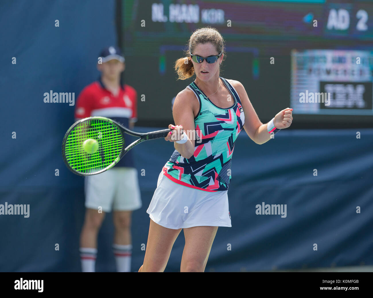 New York, United States. 22nd Aug, 2017. Jamie Loeb of USA returns ball ...
