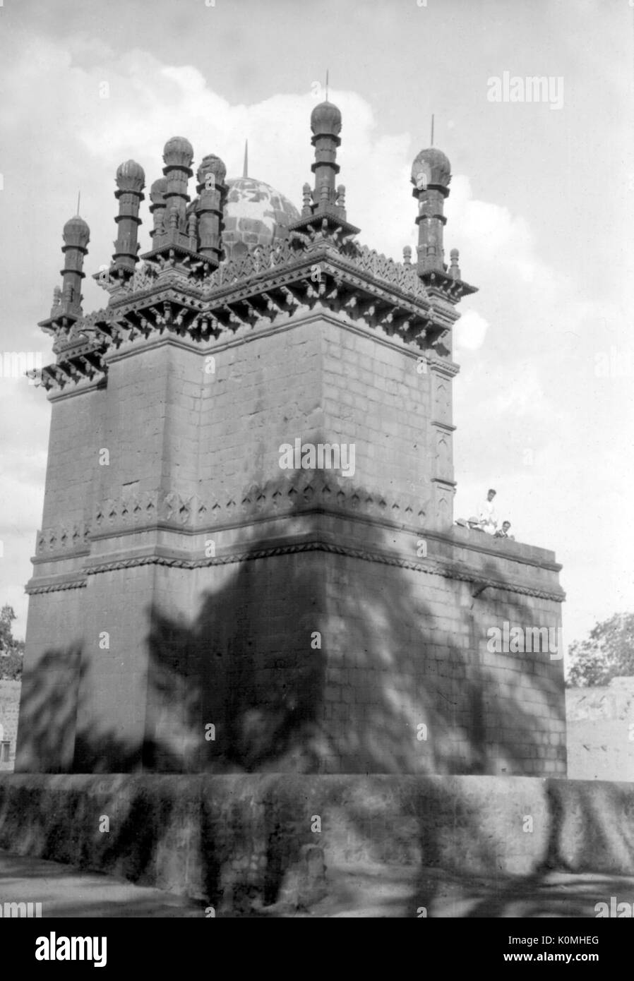 Ibrahim rouza mausoleum hi-res stock photography and images - Alamy