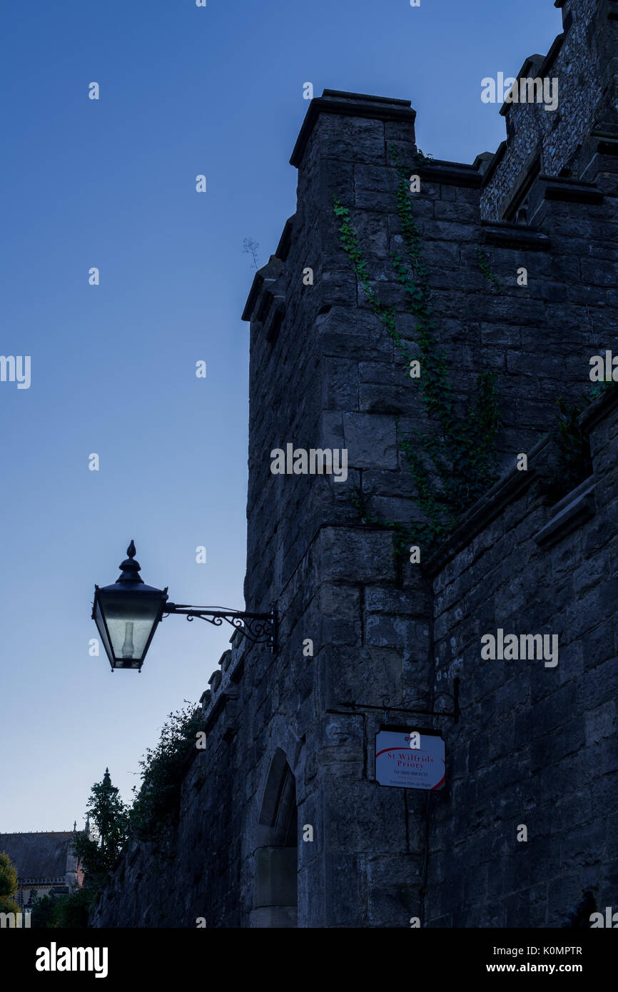 Arundel town skyline hi-res stock photography and images - Alamy