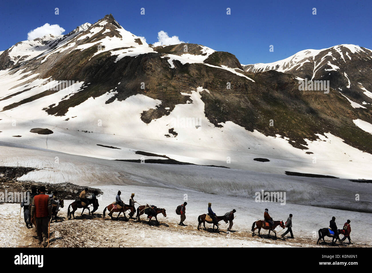 pilgrim pabibal to panchtarni, amarnath yatra, Jammu Kashmir, India ...