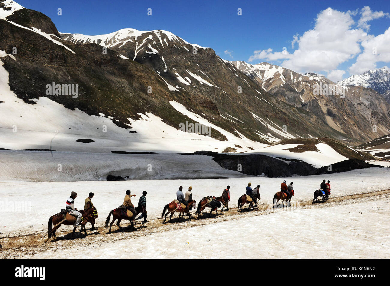 pilgrim pabibal to panchtarni, amarnath yatra, Jammu Kashmir, India ...