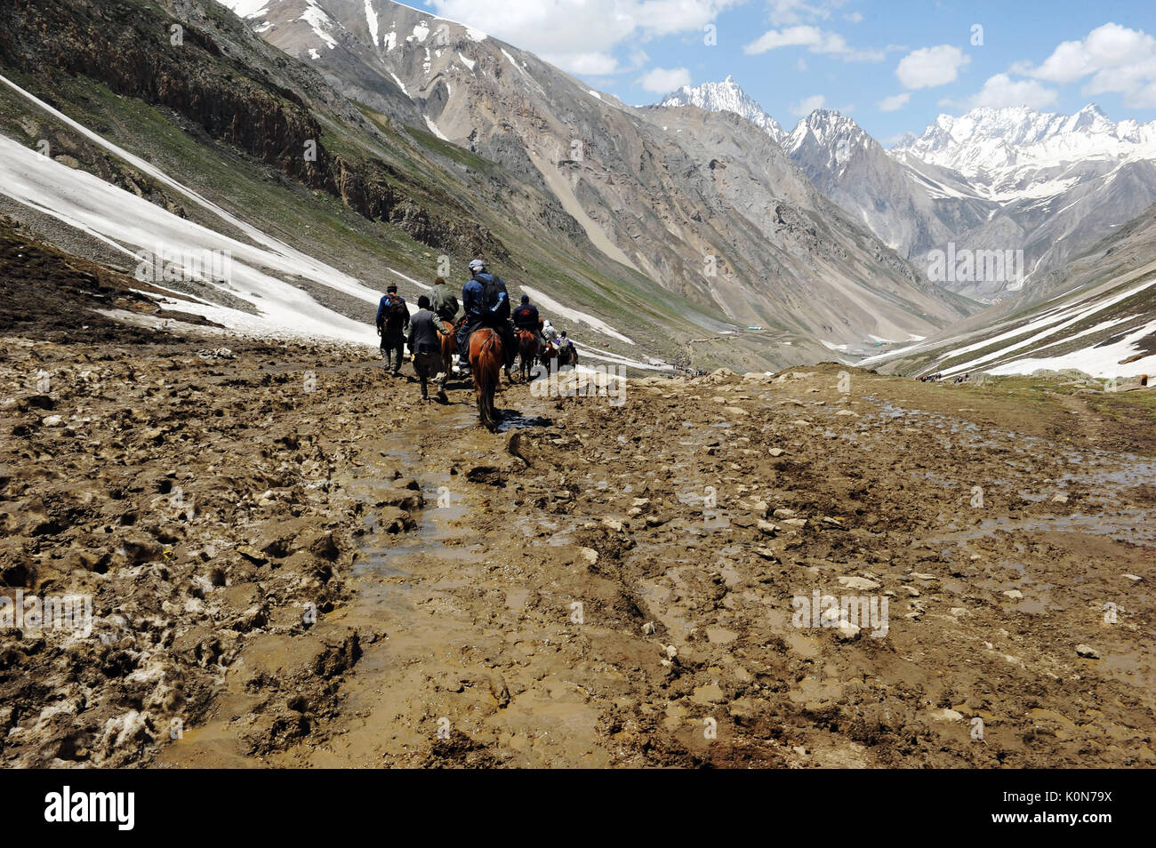 pilgrim pabibal to panchtarni, amarnath yatra, Jammu Kashmir, India ...