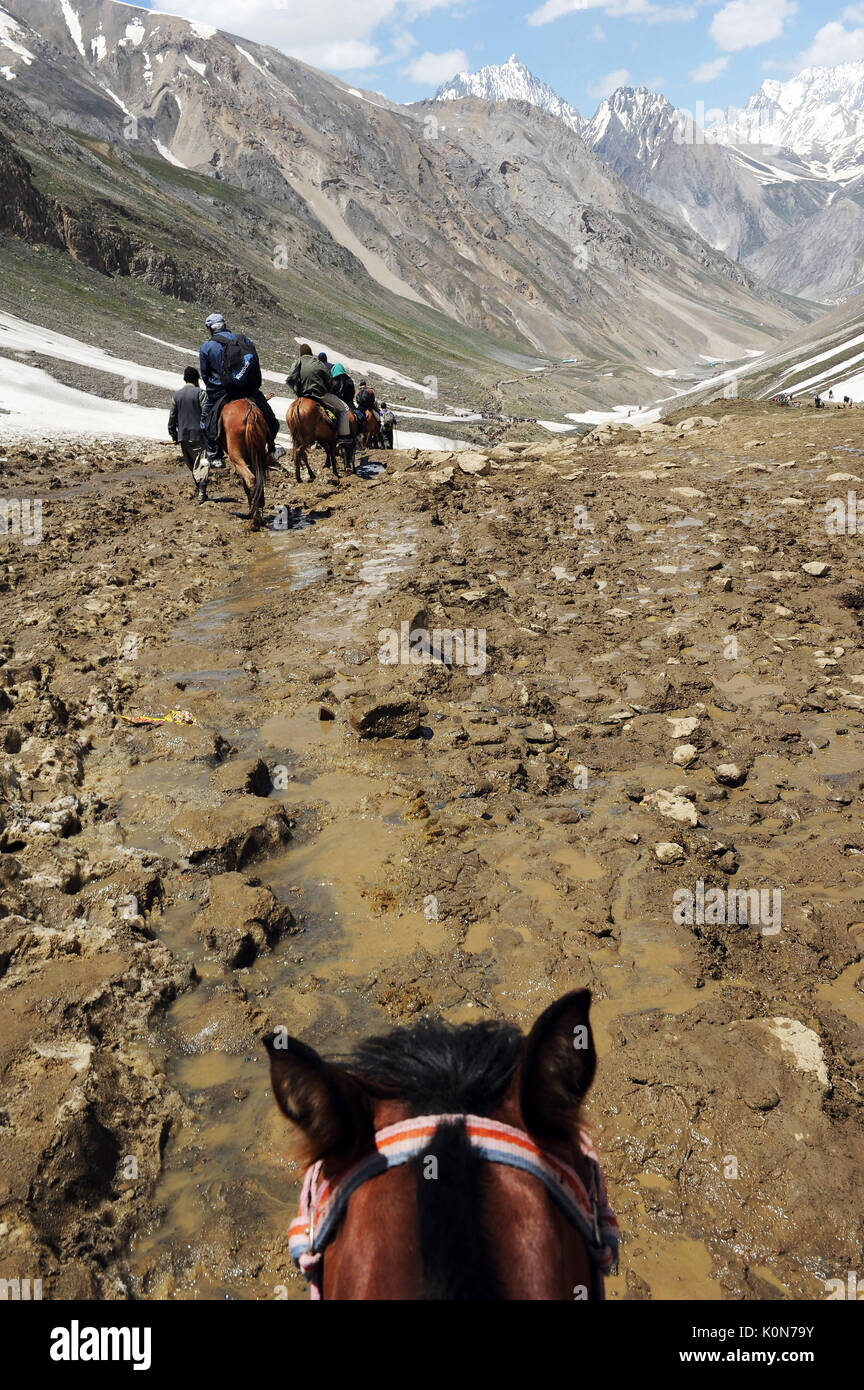 pilgrim pabibal to panchtarni, amarnath yatra, Jammu Kashmir, India ...