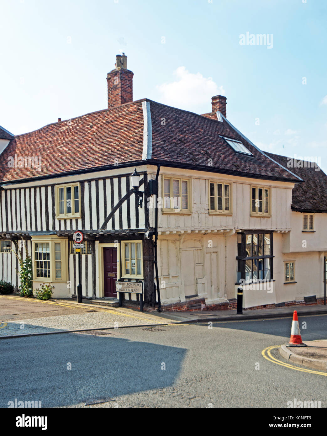 Saffron walden timber framed house hi-res stock photography and images ...