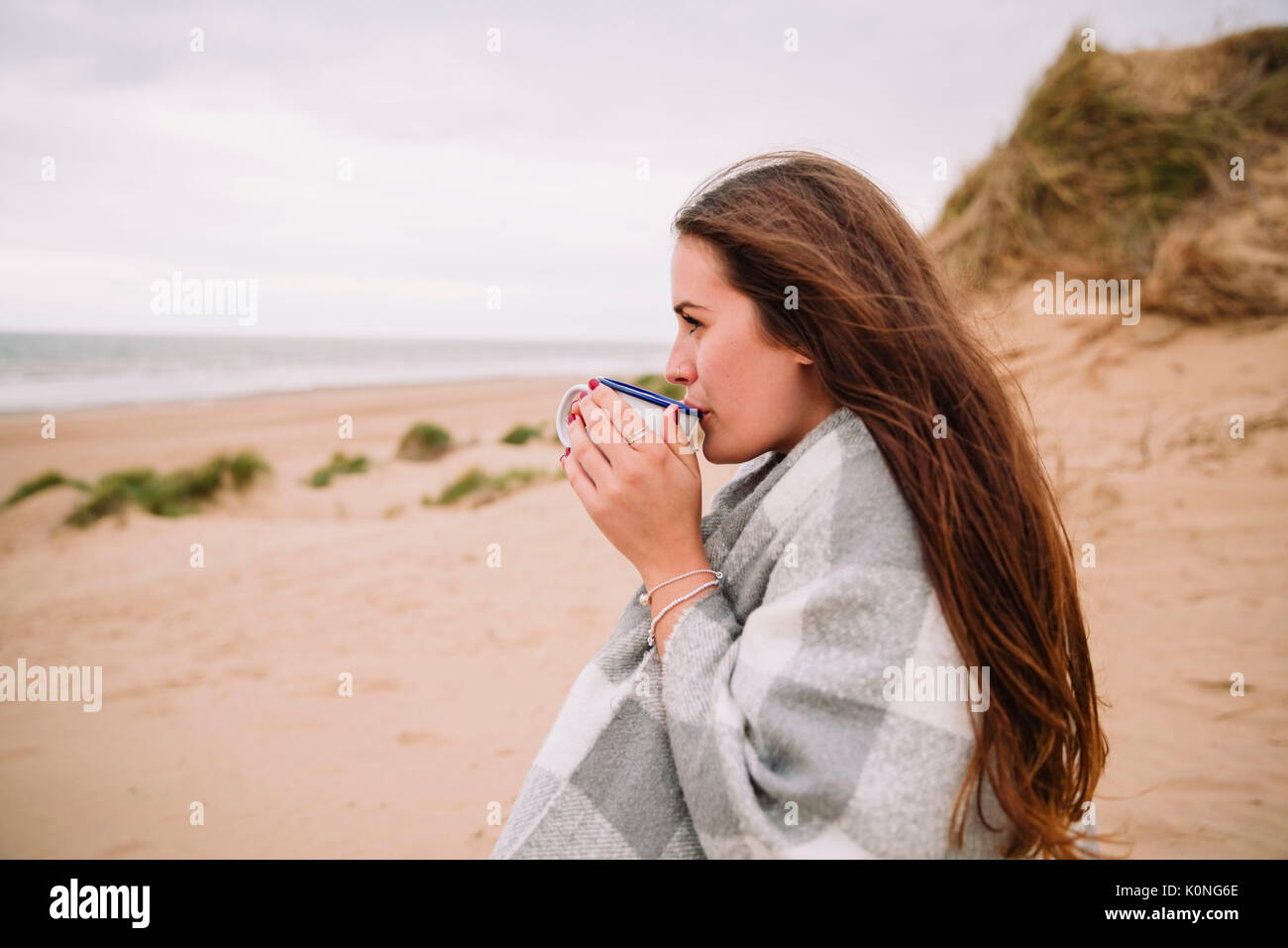 Hot chocolate beach view hi-res stock photography and images - Alamy