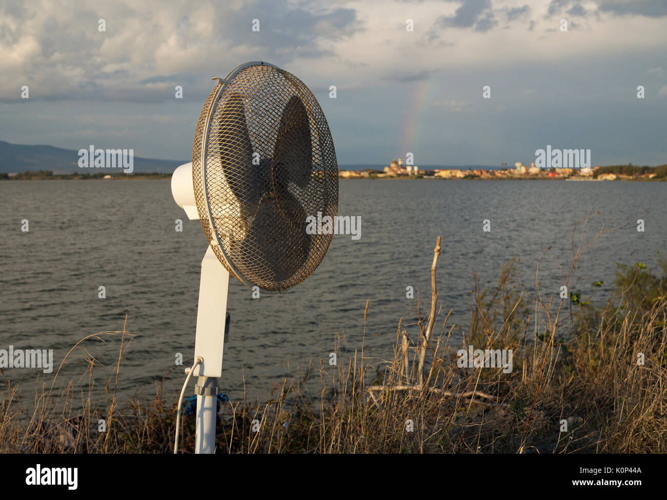 Dumped fan hi-res stock photography and images - Alamy