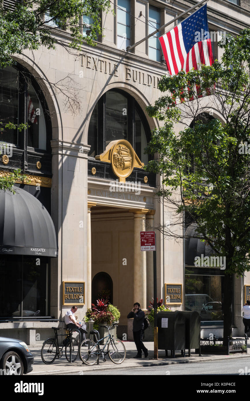 Textile textiles urban hi-res stock photography and images - Alamy