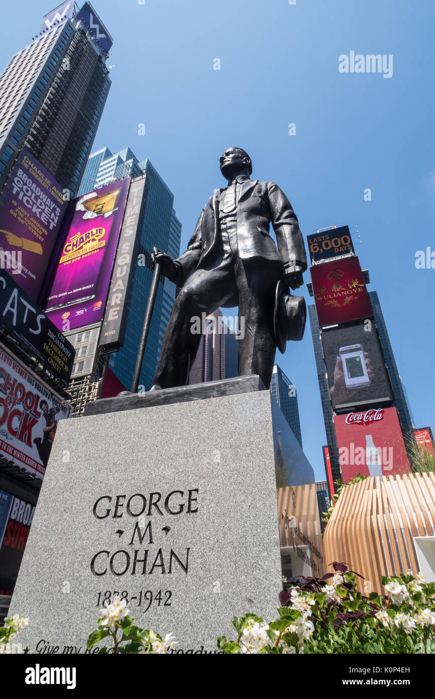 George cohan statue times square hi-res stock photography and images ...