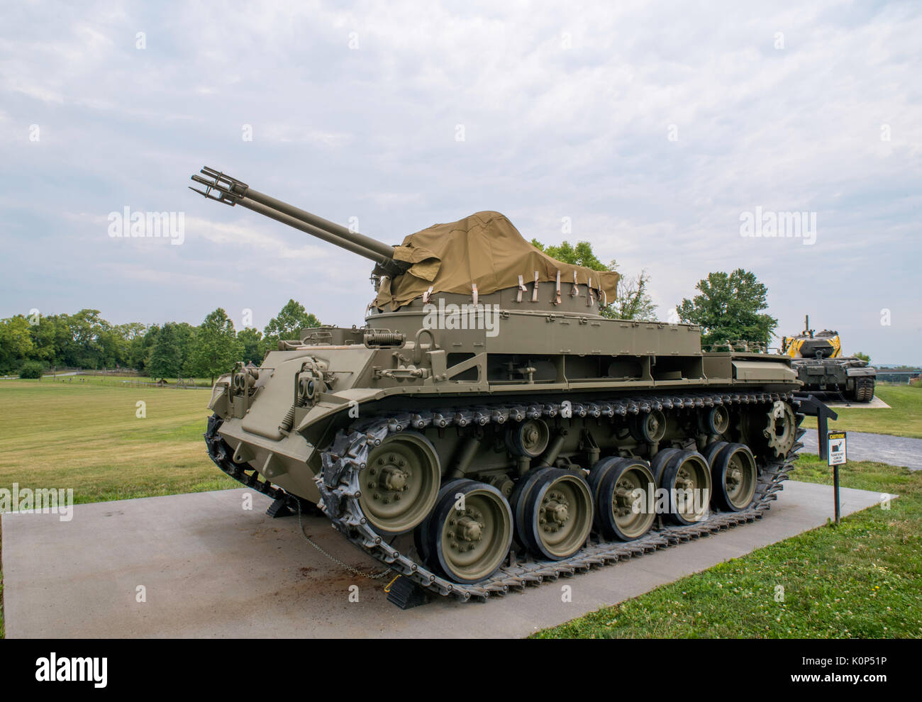 Armored Anti Aircraft Gun "Duster Twin" 40mm On Display At The US Army ...