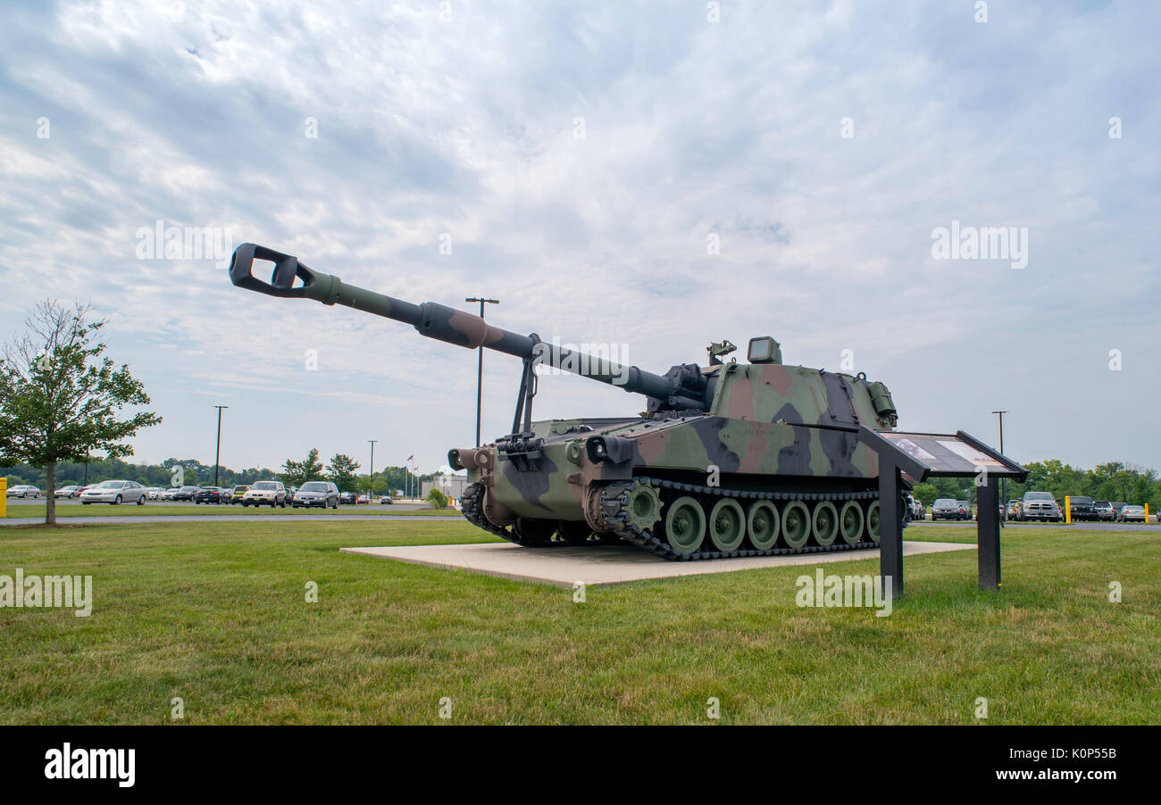 M109 Howitzer High Resolution Stock Photography and Images - Alamy
