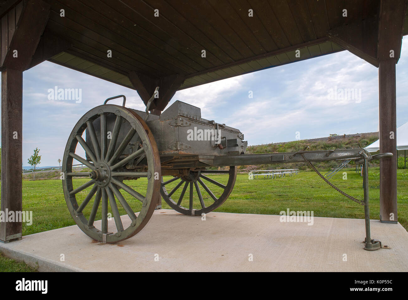 M1918 artillery cart hi-res stock photography and images - Alamy