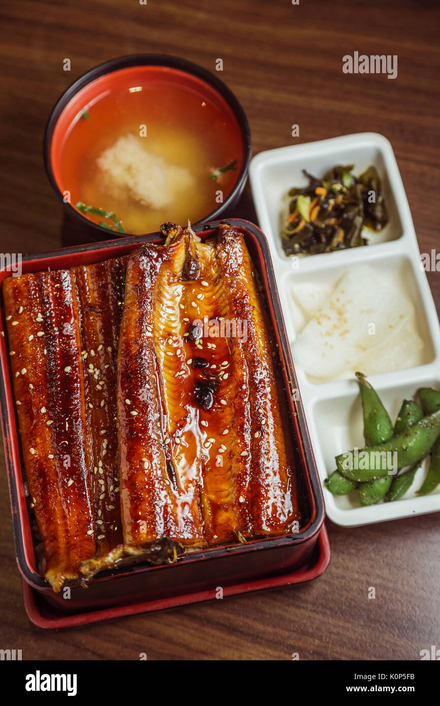 grilled eel over rice Stock Photo - Alamy