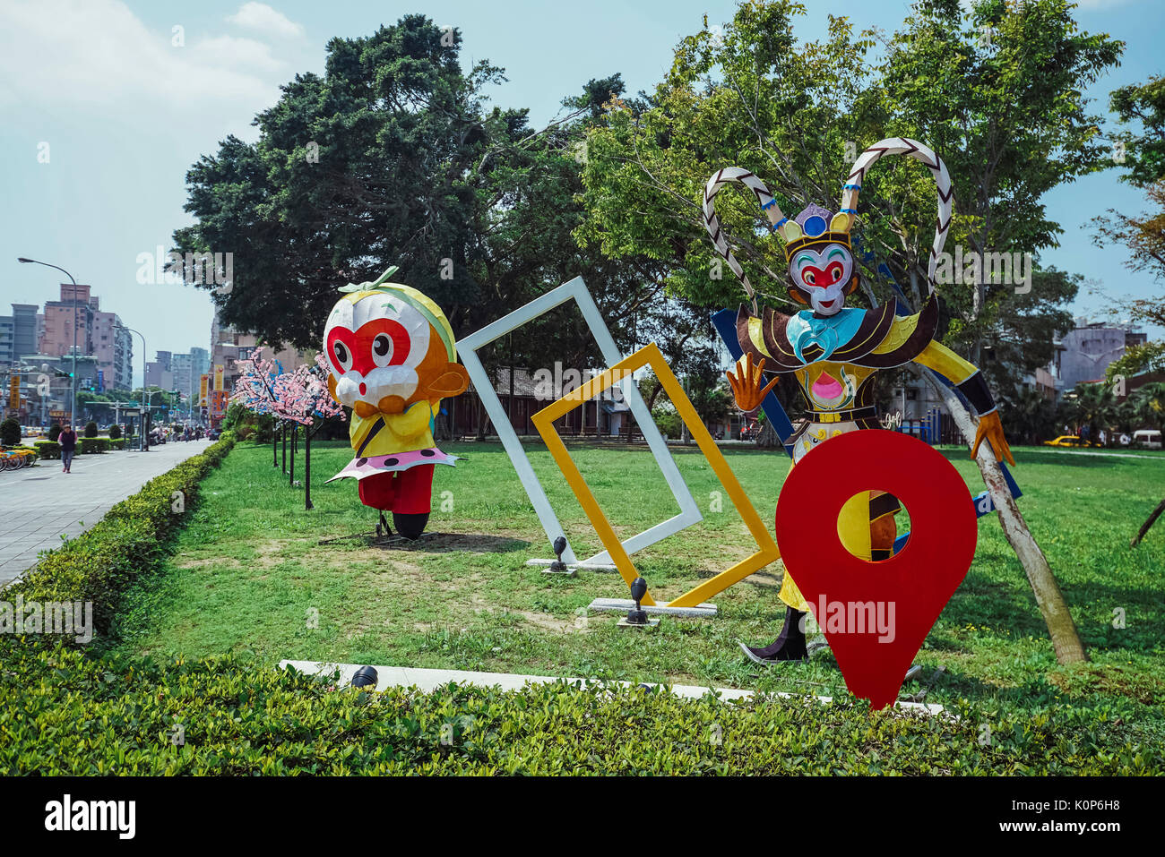 Sun wukong statue hi-res stock photography and images - Alamy